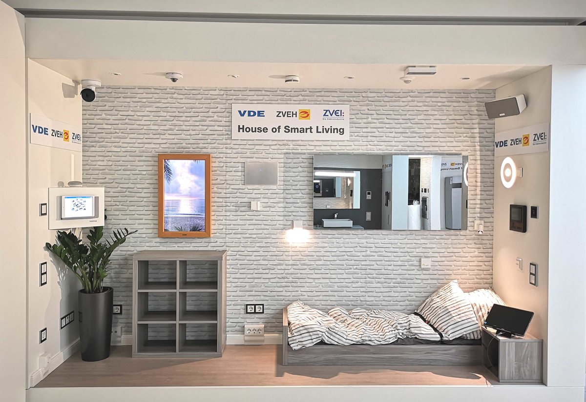 Apricum: KNX Secure devices from Apricum in E-House